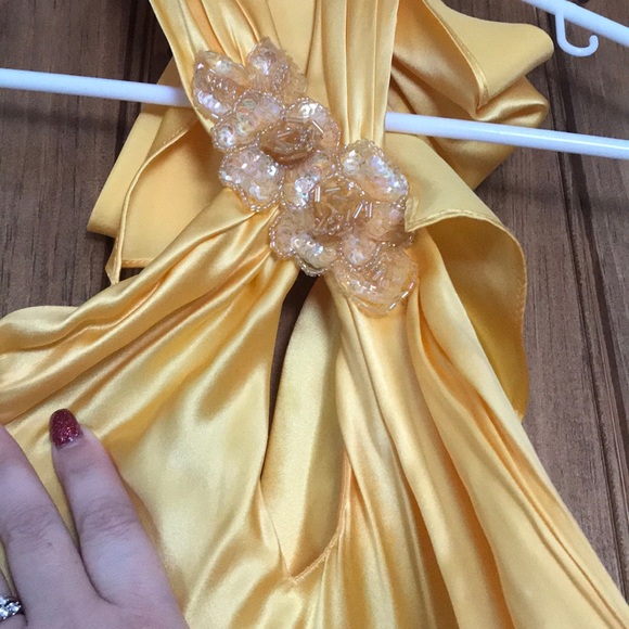 Cache | Dresses | Cache Yellow Formal Prom Dress | Poshmark
